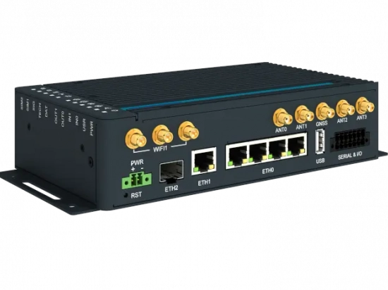 ICR-4453W Routeur 5G WiFi Advantech | Integral System
